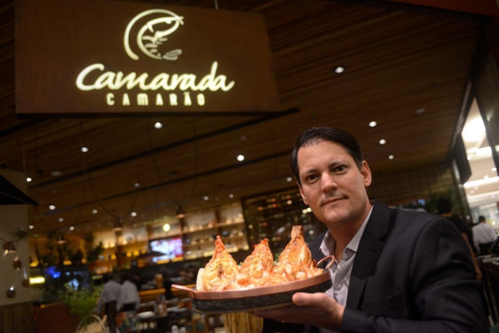 Ambiente sofisticado e gastronomia especializada: Camarada Camarão ...