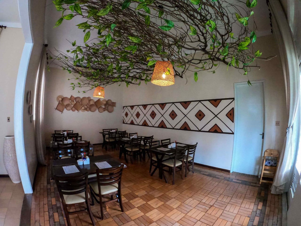 'Angatu Café' oferece sabores regionais em ambiente amazônico no Centro ...